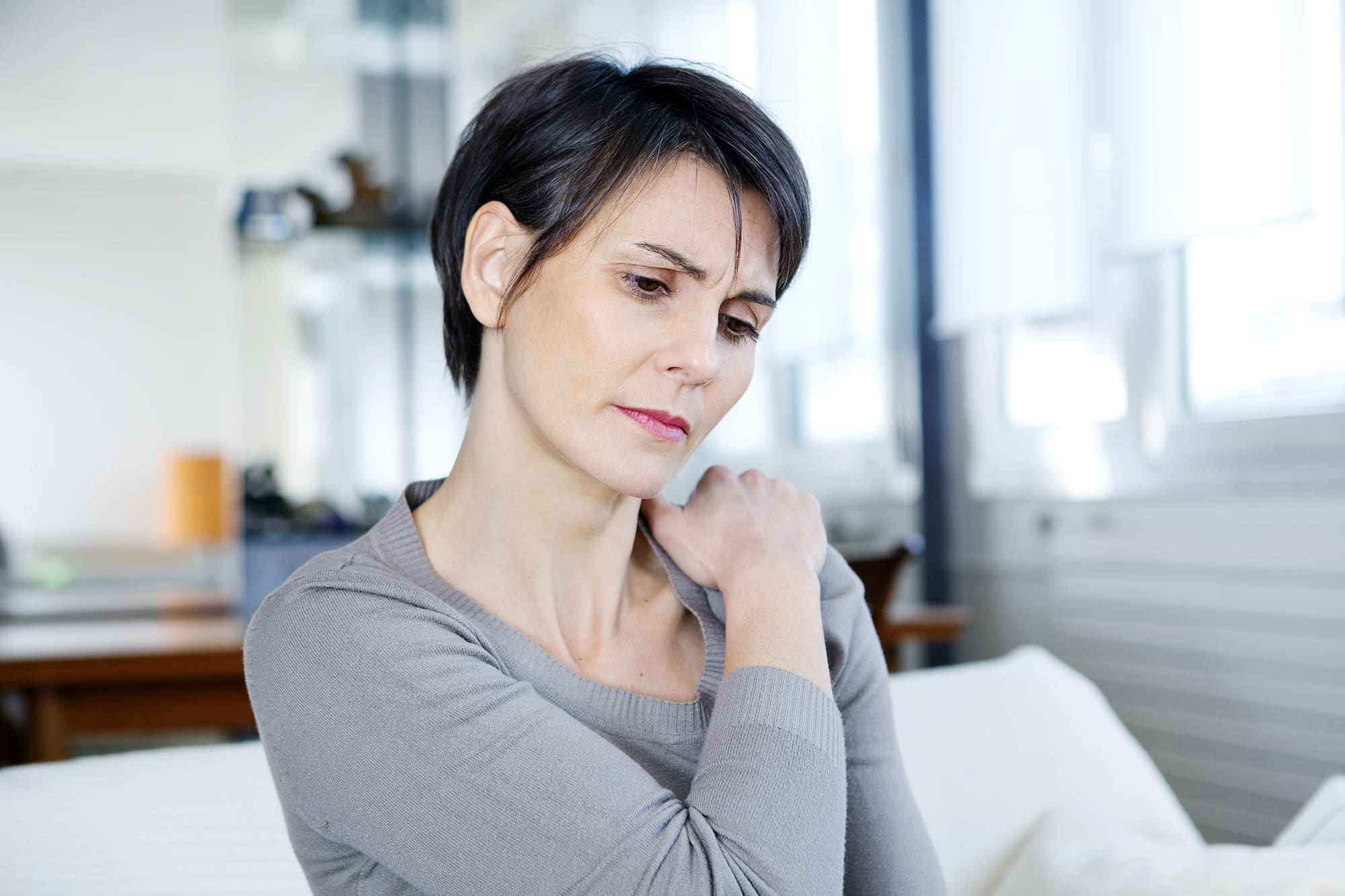 Frozen Shoulder Syndrome Treatment - Momentum Medical